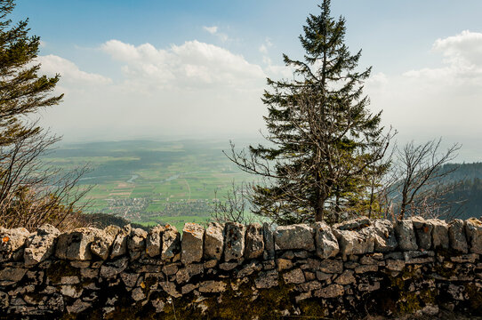Grenchenberg Bilder – Durchsuchen 124 Archivfotos, Vektorgrafiken und ...