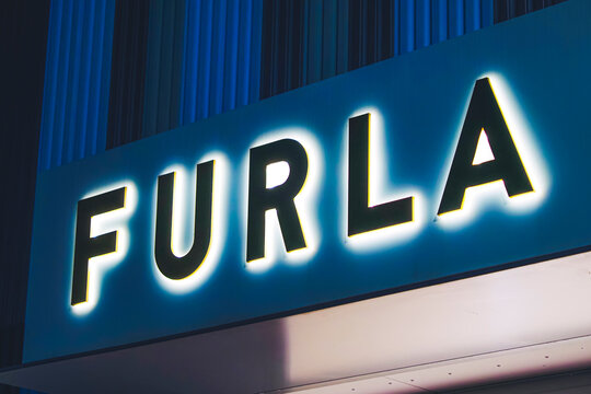 รูปภาพFurla – เลือกดูภาพถ่ายสต็อก เวกเตอร์ และวิดีโอ520 | Adobe Stock