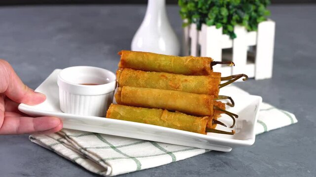 "Siling Mahaba" Images – Browse 39 Stock Photos, Vectors, and Video ...