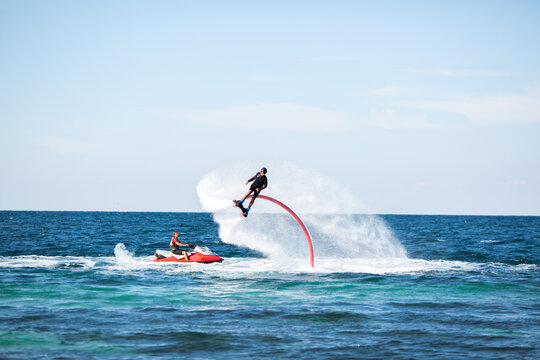 Jetantrieb Bilder – Durchsuchen 2,948 Archivfotos, Vektorgrafiken und ...