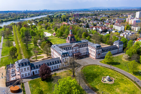 Hanau 이미지 – 찾아보기 2,669 스톡 사진, 벡터 및 비디오 | Adobe Stock