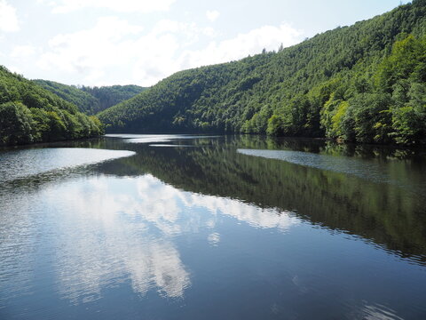 Rurtalsperre Bilder – Durchsuchen 713 Archivfotos, Vektorgrafiken und ...