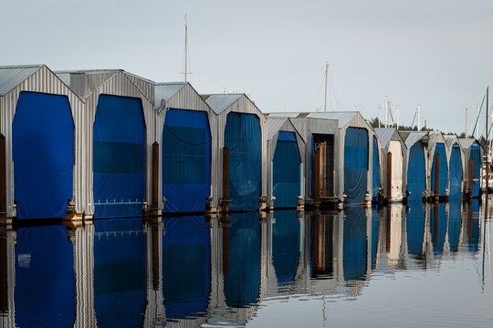 รูปภาพBoatshed – เลือกดูภาพถ่ายสต็อก เวกเตอร์ และวิดีโอ1,782 | Adobe Stock
