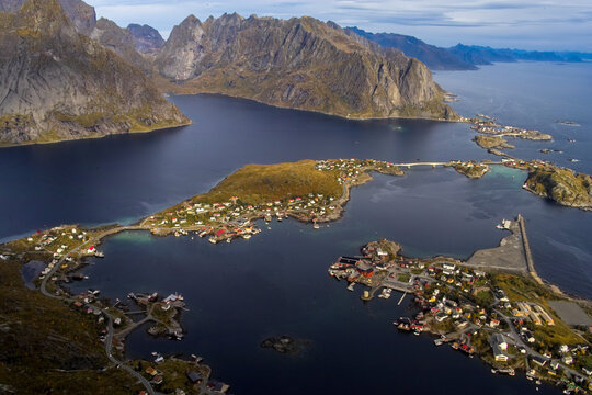 「Wasserlandschaft」の画像 - 5,913 件の Stock 写真、ベクターおよびビデオ | Adobe Stock