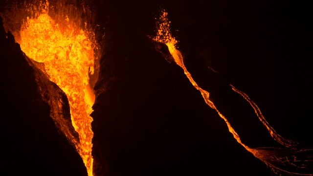 「Lavafall」の画像 - 15 件の Stock 写真、ベクターおよびビデオ | Adobe Stock