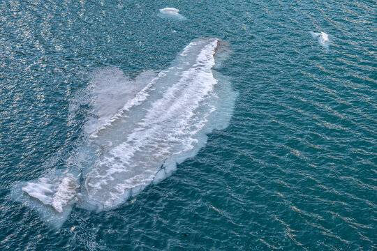 Eisbruch bilder – Bläddra bland 394 stockfoton, vektorer och videor ...