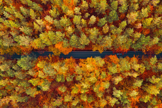 Droneview bilder – Bläddra bland 3,721 stockfoton, vektorer och videor ...