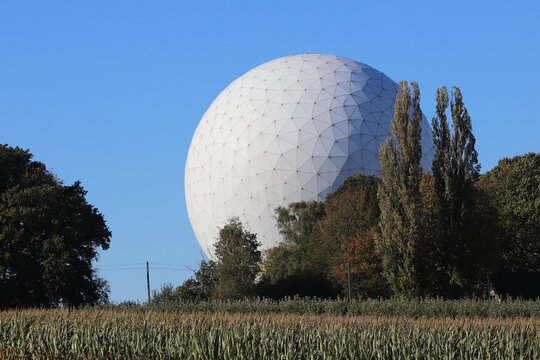 รูปภาพRadome – เลือกดูภาพถ่ายสต็อก เวกเตอร์ และวิดีโอ1,679 | Adobe Stock