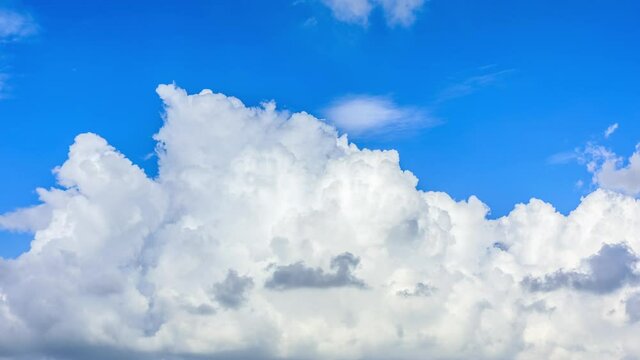 "White Cloud" Images – Browse 2,213 Stock Photos, Vectors, and Video ...