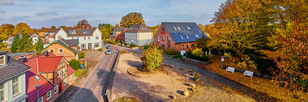 Lindenplatz Images – Browse 82 Stock Photos, Vectors, and Video | Adobe ...