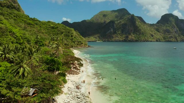 "Helicopter Island" Images – Browse 240 Stock Photos, Vectors, and ...