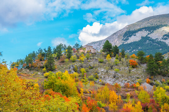 รูปภาพAbruzzi – เลือกดูภาพถ่ายสต็อก เวกเตอร์ และวิดีโอ3,169 | Adobe Stock