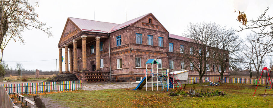 Kirovograd Bilder – Durchsuchen 673 Archivfotos, Vektorgrafiken und ...