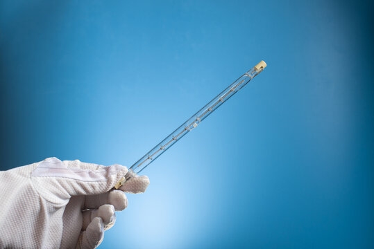 「Ballistite」の写真素材 | 97件の無料イラスト画像 | Adobe Stock