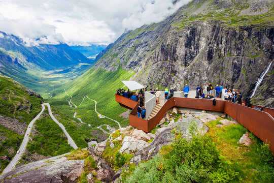 Trollstigen Bilder – Durchsuchen 6,100 Archivfotos, Vektorgrafiken und ...