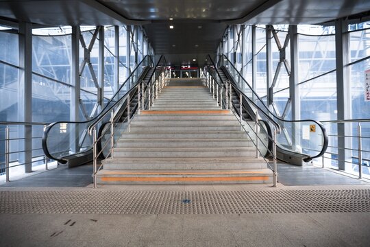 "Moving Staircase" Images – Browse 80,760 Stock Photos, Vectors, and ...