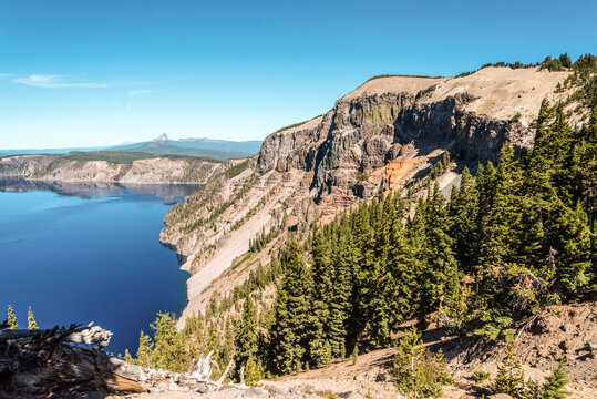 LAS 337,551 MEJORES IMÁGENES, FOTOS DE ARCHIVO Y VECTORES DE Escarpado ...