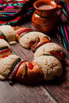 Rosca Images – Browse 236,517 Stock Photos, Vectors, and Video | Adobe ...