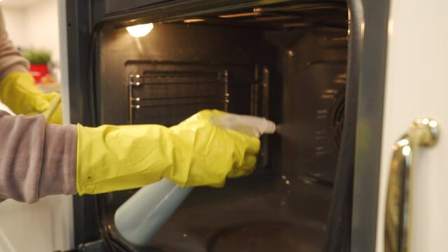 "Oven Interior" Images – Browse 162 Stock Photos, Vectors, and Video ...