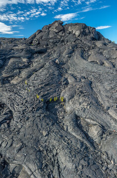Afbeeldingen over "Shield Volcano" – Blader in stockfoto's, vectoren en ...