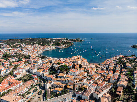 「Cadaques」の画像 - 6,672 件の Stock 写真、ベクターおよびビデオ | Adobe Stock