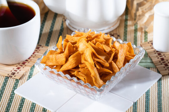 「Saltish」の画像 - 1,135 件の Stock 写真、ベクターおよびビデオ | Adobe Stock