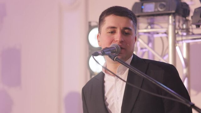 "Solo Singer" Images – Browse 35 Stock Photos, Vectors, and Video ...