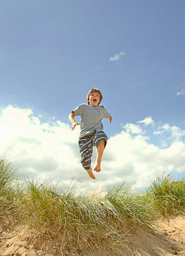 Jump.motion Images – Browse 268,746 Stock Photos, Vectors, and Video ...