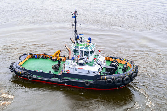 Tugs Bilder – Durchsuchen 67,310 Archivfotos, Vektorgrafiken und Videos ...