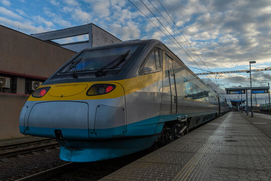 "Electric Multiple Unit" Images – Parcourir 277 le catalogue de photos ...