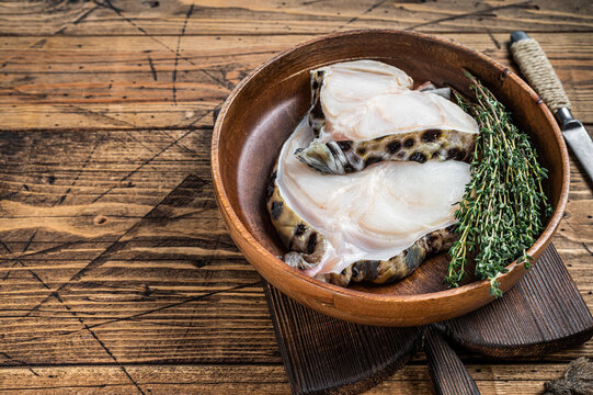 รูปภาพWolf-Fish – เลือกดูภาพถ่ายสต็อก เวกเตอร์ และวิดีโอ917 | Adobe Stock