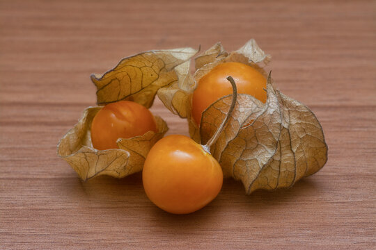 Imágenes de Uvilla: descubre bancos de fotos, ilustraciones, vectores y ...