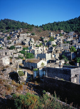 Kayakoy bilder – Bläddra bland 2,132 stockfoton, vektorer och videor ...
