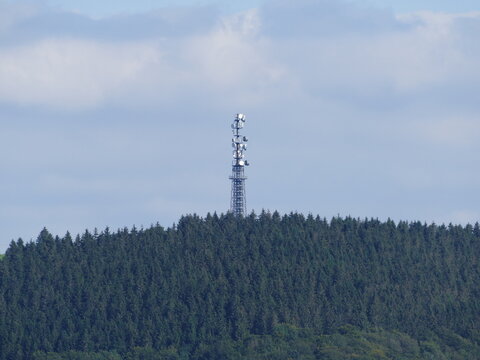 Sendemast Bilder – Durchsuchen 62,477 Archivfotos, Vektorgrafiken und ...