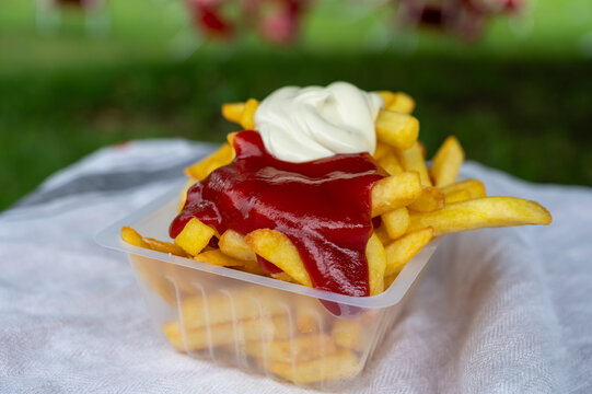 Friet-Bilder: Stock-Fotos & -Videos. | Adobe Stock