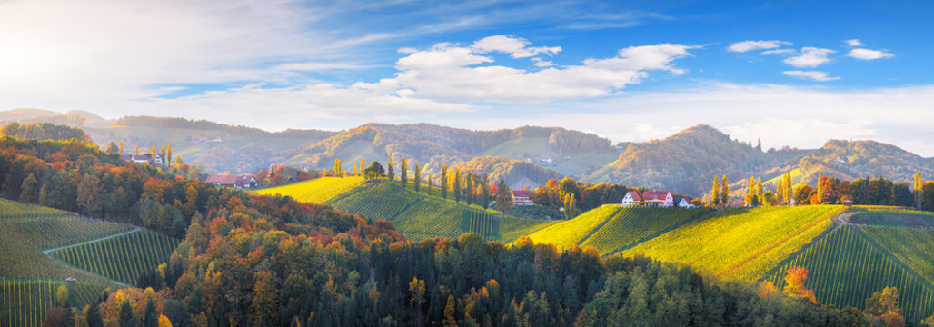 23,202 件の最適な Styria 画像、ストック写真、ベクター | Adobe Stock