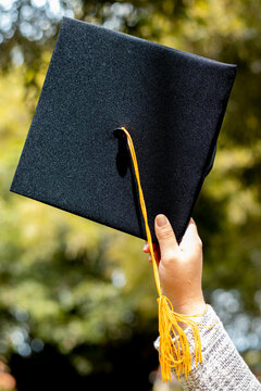 Graduarse Images – Browse 37 Stock Photos, Vectors, and Video | Adobe Stock