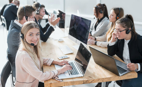 It-Support Bilder – Durchsuchen 760 Archivfotos, Vektorgrafiken und ...