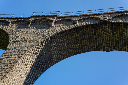 รูปภาพAquadukt – เลือกดูภาพถ่ายสต็อก เวกเตอร์ และวิดีโอ105 | Adobe Stock