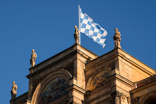 2,965 件の最適な Palatial 画像、ストック写真、ベクター | Adobe Stock