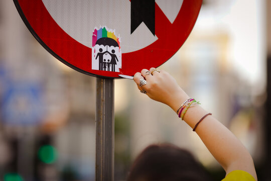 รูปภาพHomophobic – เลือกดูภาพถ่ายสต็อก เวกเตอร์ และวิดีโอ662 | Adobe Stock