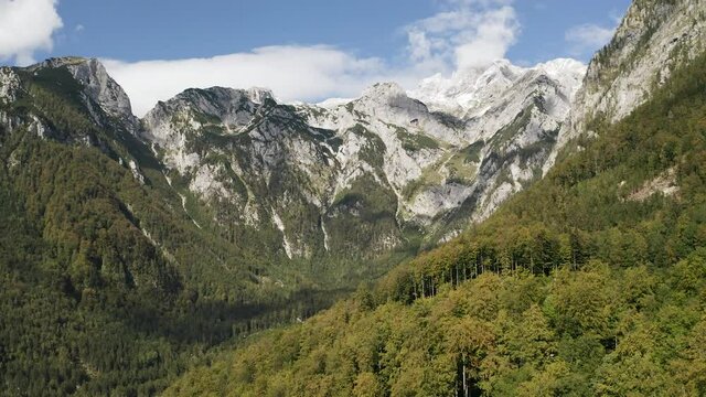 Obrázky Narnia – procházejte fotografie, vektory a videa 2,293 | Adobe ...