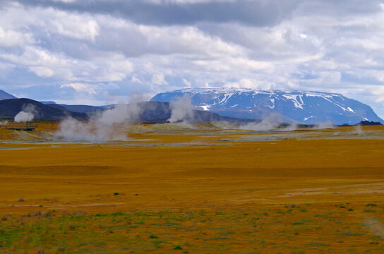 รูปภาพSolfatar – เลือกดูภาพถ่ายสต็อก เวกเตอร์ และวิดีโอ313 | Adobe Stock