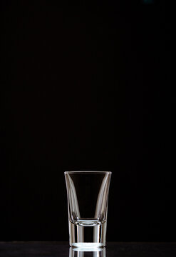 Reinfeiern Bilder – Durchsuchen 4,095 Archivfotos, Vektorgrafiken und ...