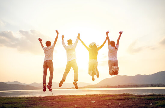 Cheerful Images – Browse 16,316,262 Stock Photos, Vectors, and Video ...