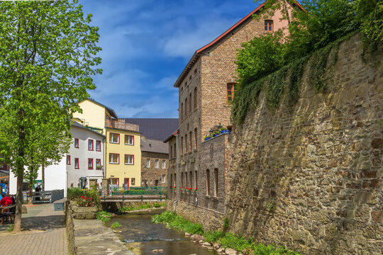 Erftstadt-Bilder: Stock-Fotos & -Videos. | Adobe Stock