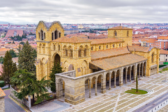 "Castile Bilder – Durchsuchen 56,638 Archivfotos, Vektorgrafiken und ...