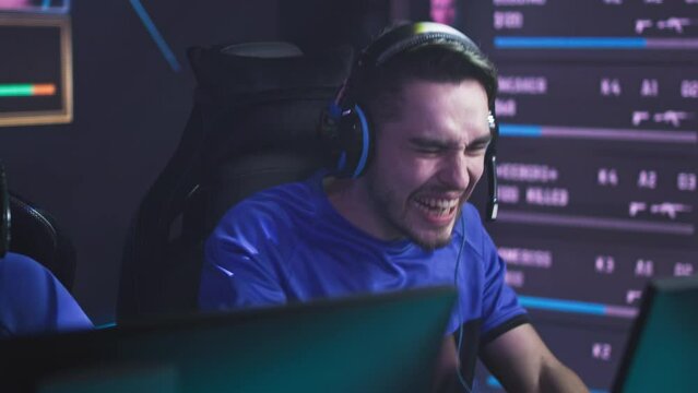 Mad Gamer Images – Browse 32,086 Stock Photos, Vectors, and Video ...