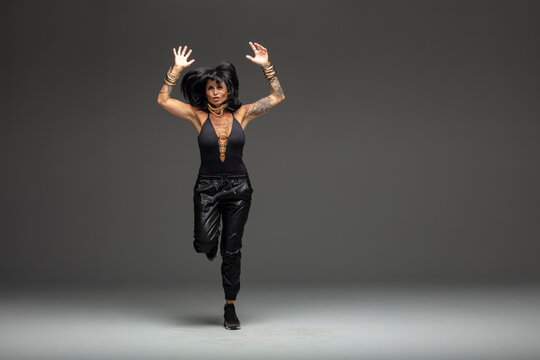 รูปภาพ"Danse – เลือกดูภาพถ่ายสต็อก เวกเตอร์ และวิดีโอ17,480 | Adobe Stock