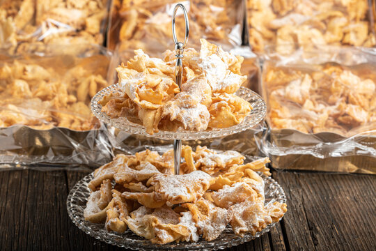 รูปภาพBugie – เลือกดูภาพถ่ายสต็อก เวกเตอร์ และวิดีโอ1,304 | Adobe Stock